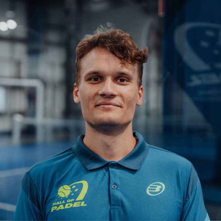 Über HALL OF PADEL